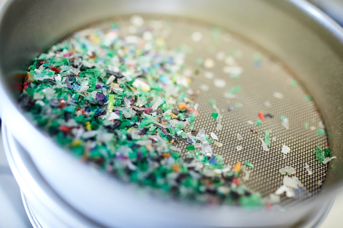 Sensor-based Sorting Solutions for Waste, Metal and Flakes